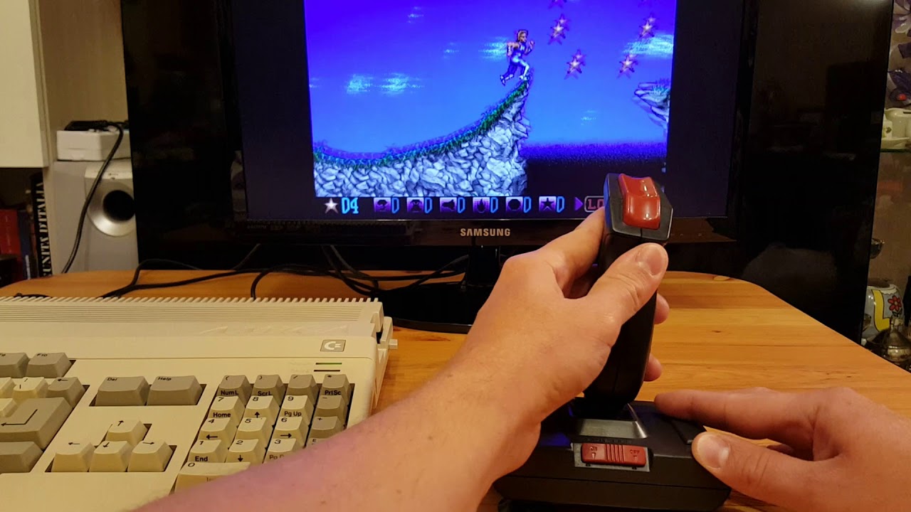 Amiga Commodore SEGA Quick shot XV joystick 1987 New collection - YouTube