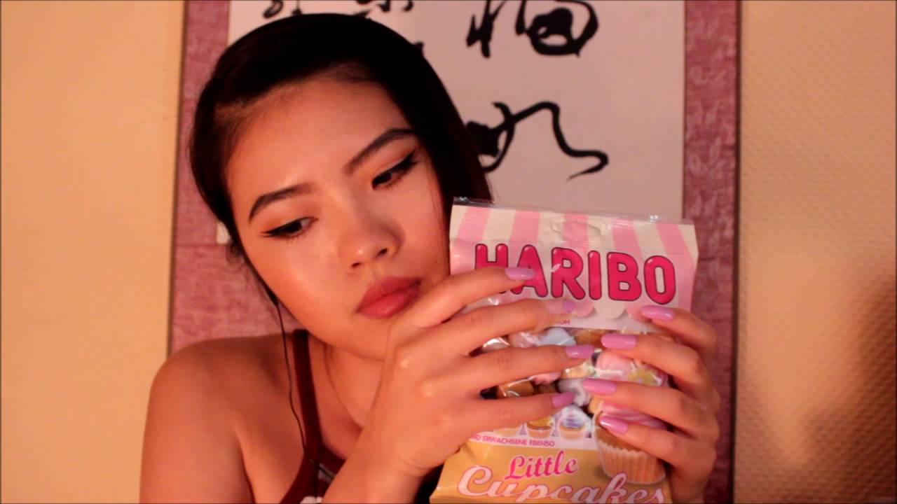 ASMR - Ear to Ear Delicate Crinkling + Whisper - YouTube