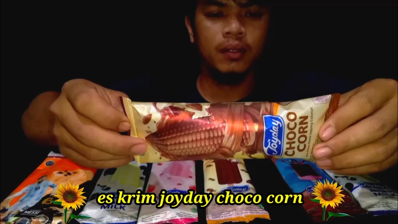 asmr makan es krim joyday choco corn - YouTube