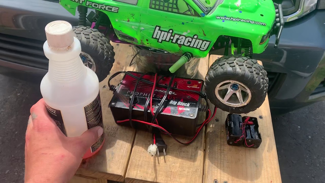Selling the old nitro HPI truck - YouTube
