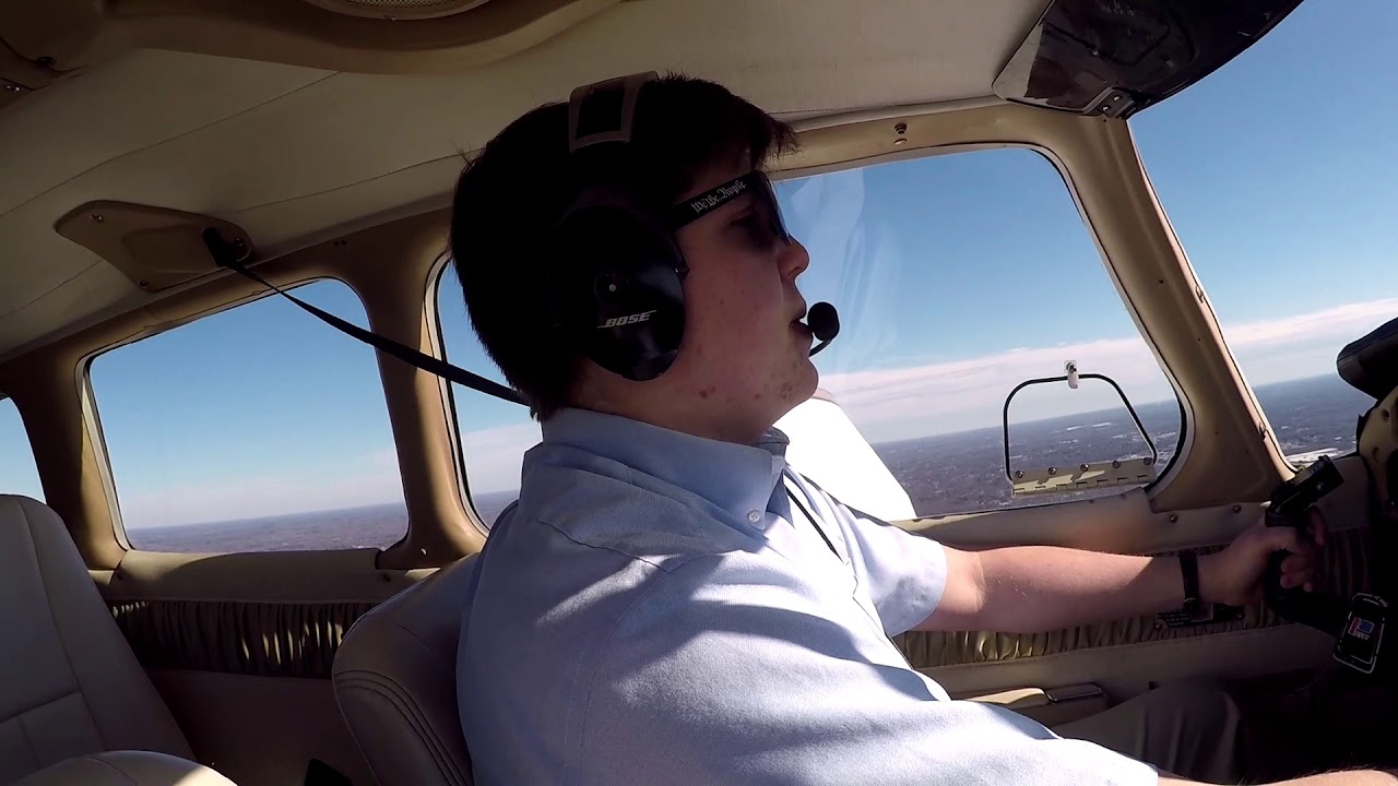 Senior Project why to become a pilot - YouTube