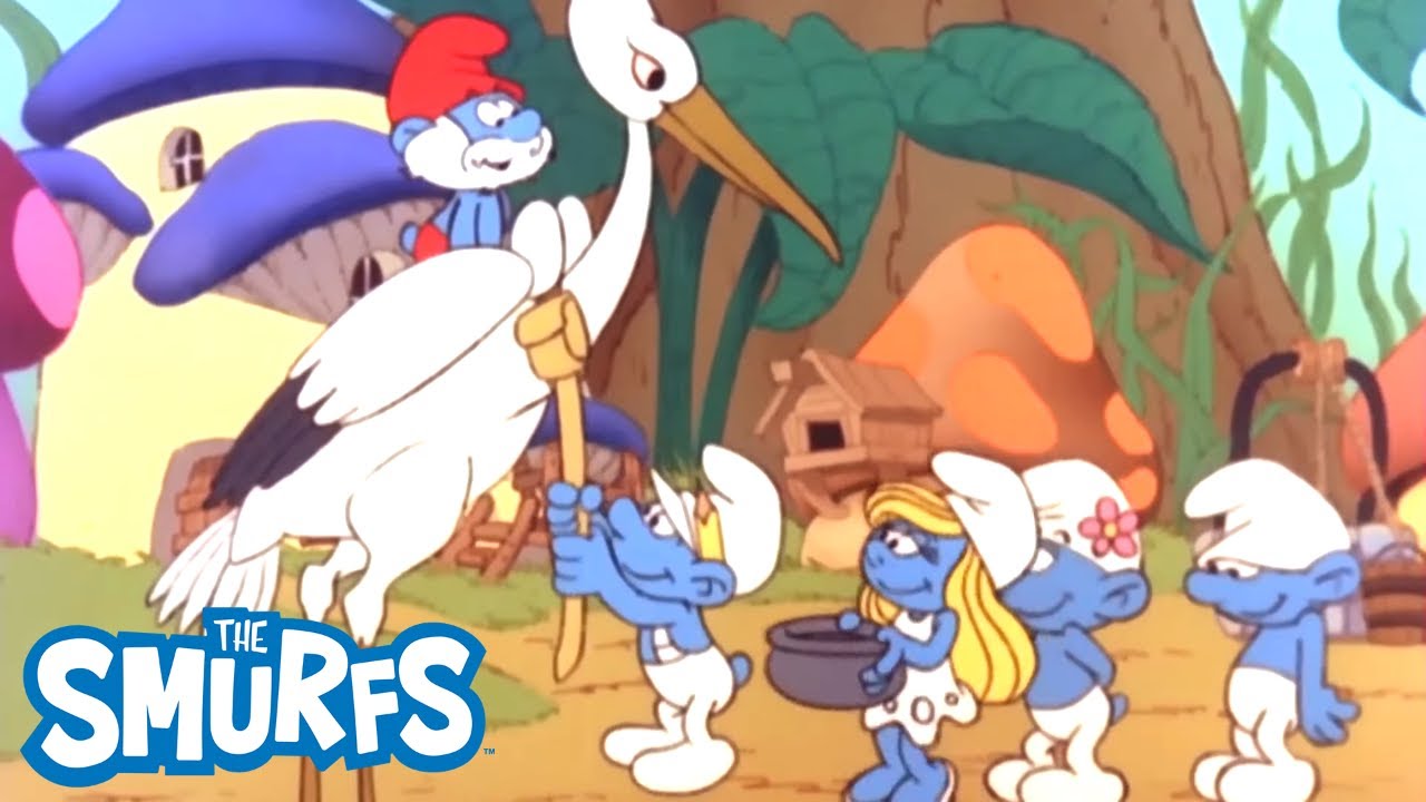 Clumsy Luck • Full Episode • The Smurfs - YouTube