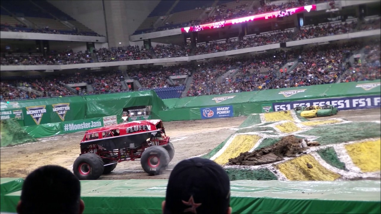 SAT 3RD ROW! Monster Jam in Alamodome - San Antonio Texas 1/22/17 - YouTube