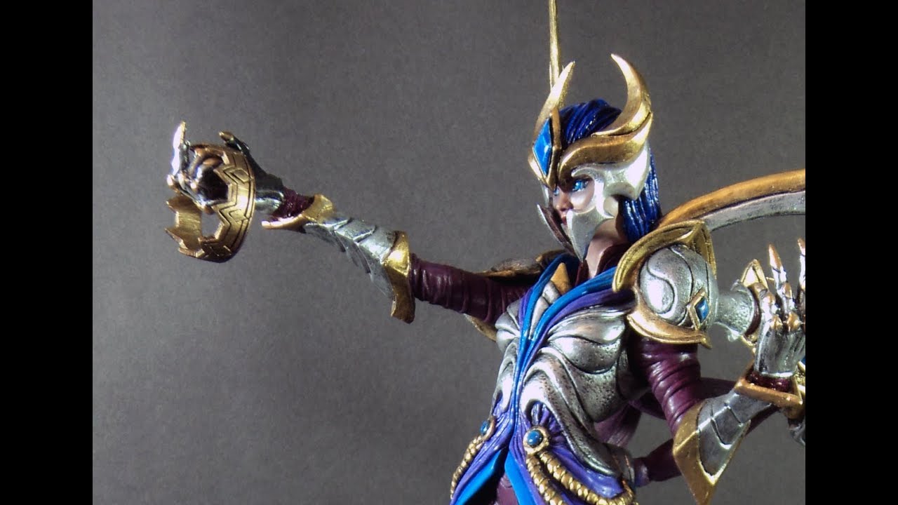 Sculpting Victorius Elise from League of Legends - YouTube