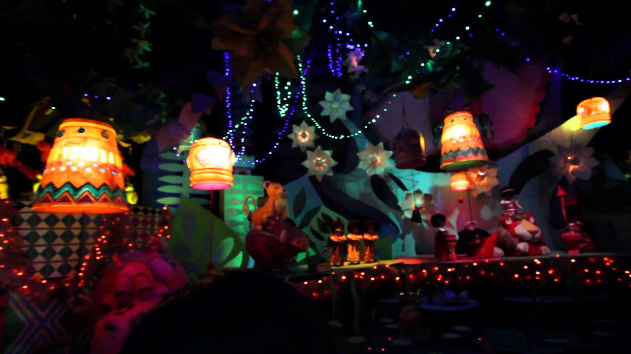 Small World Jingle Bells at Disneyland - YouTube