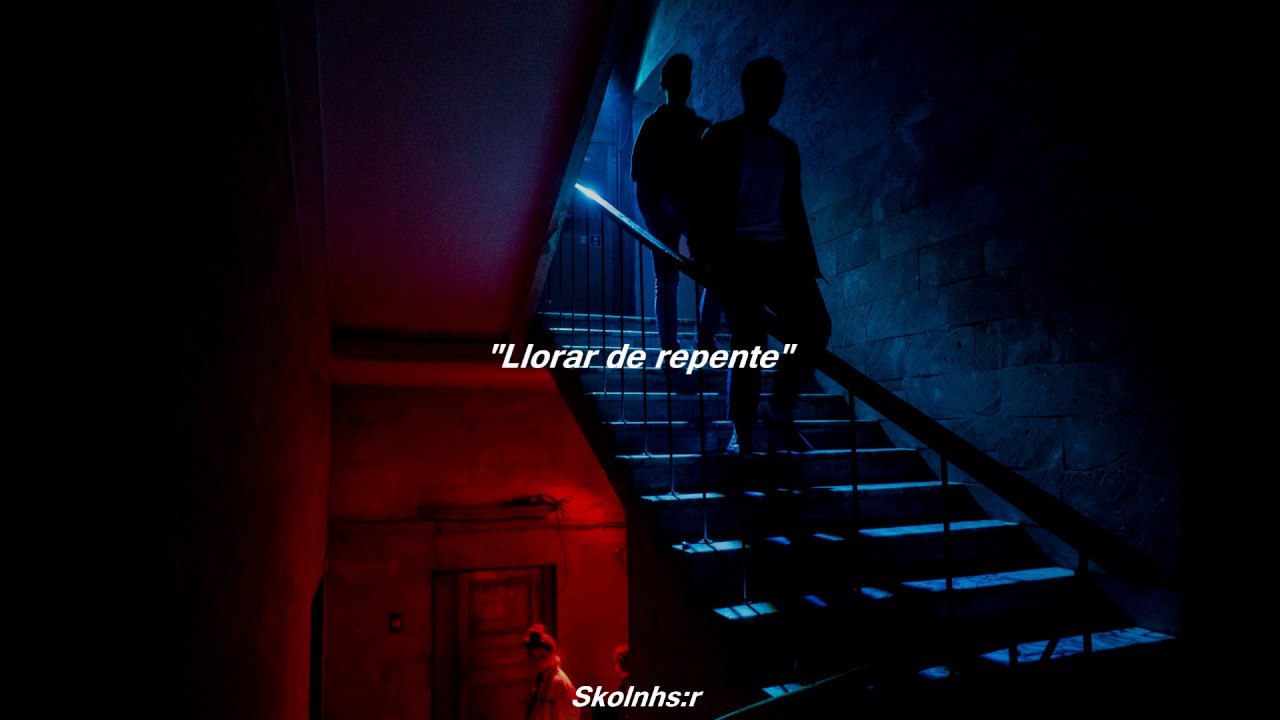 Arctic Monkeys - Crying Lightning (Subtitulada en español) - YouTube