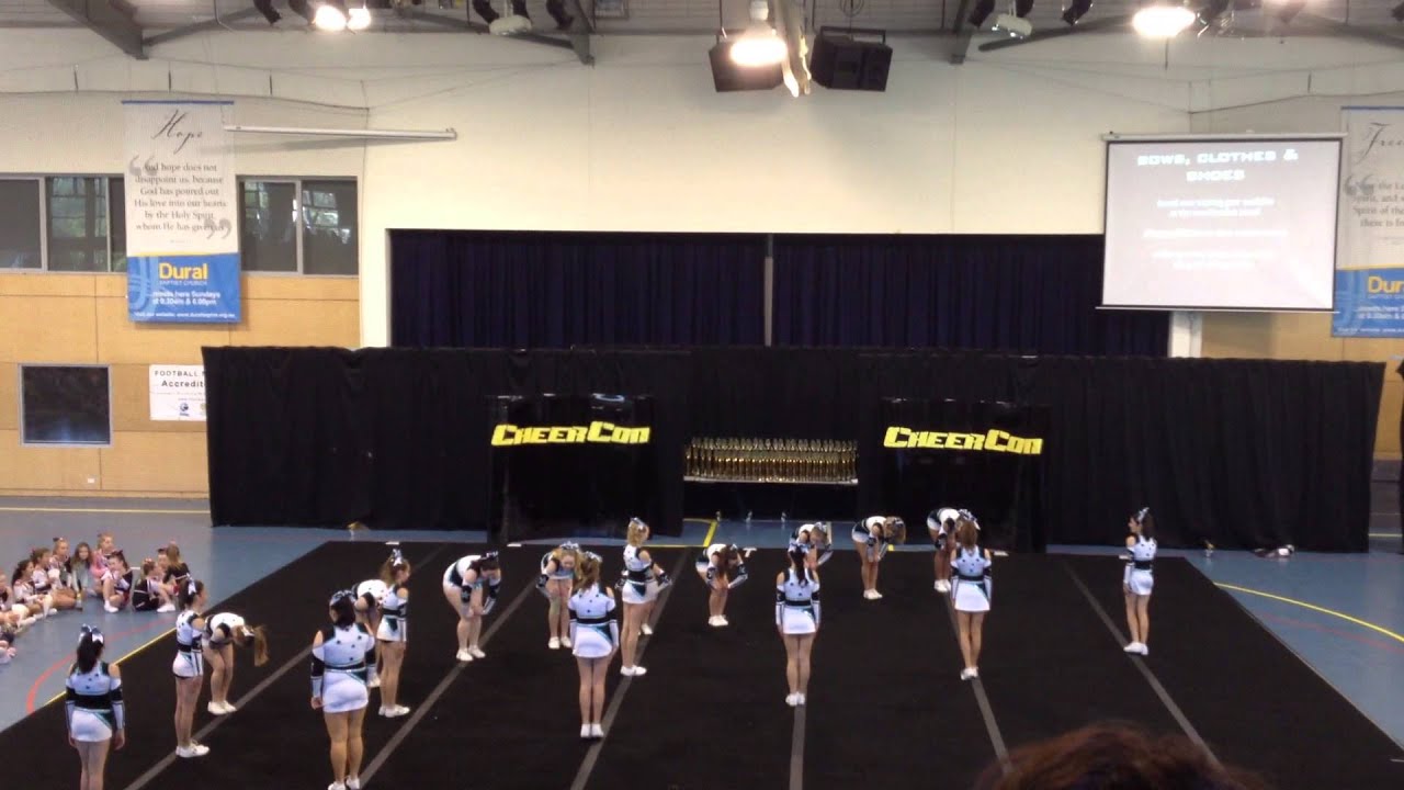 Starlets Cheerleading - Senior Level 2 @ CheerCon NSW Classic 2012 ...