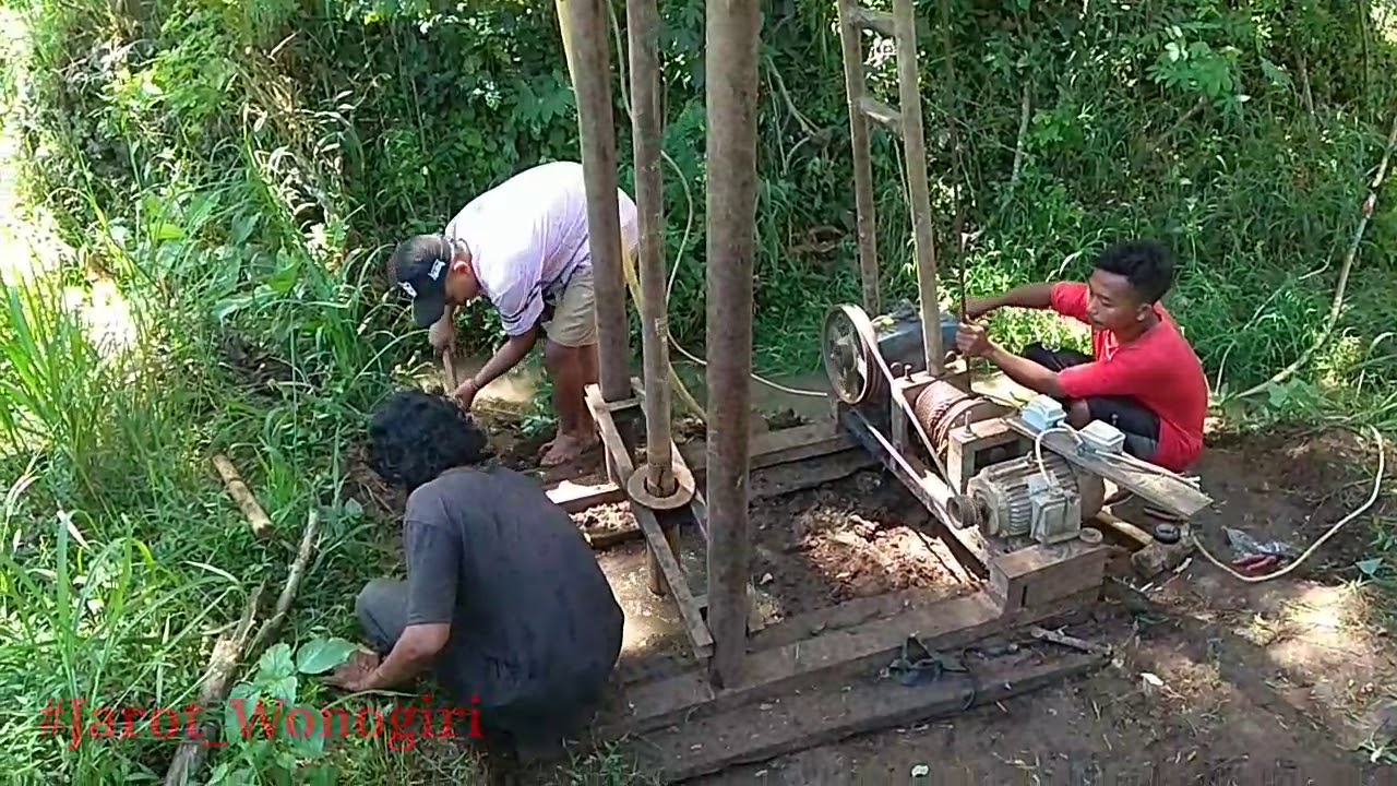 Episode 2 . Sumur tanah dalam Air 60 Meter - YouTube