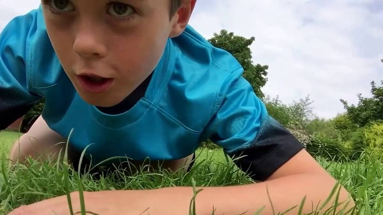 Football challenges - YouTube
