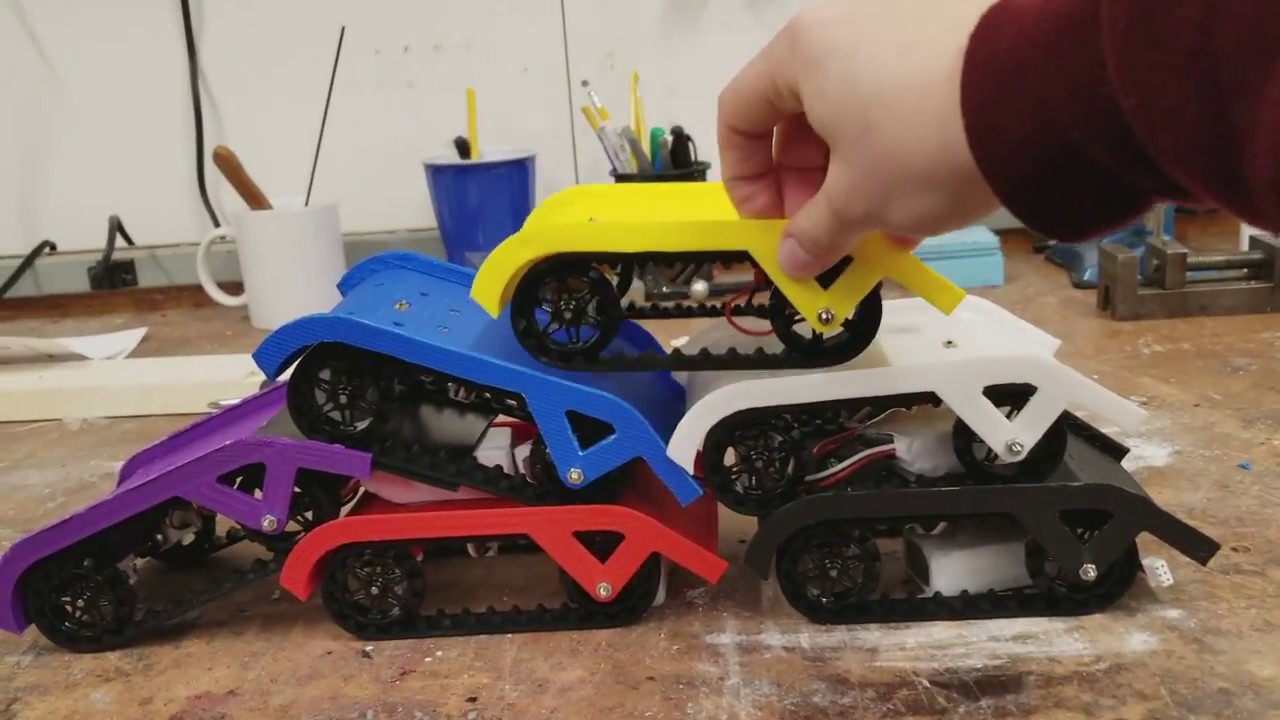 LarvaBots: Locomotion of Autonomous Robots via Aggregation - YouTube