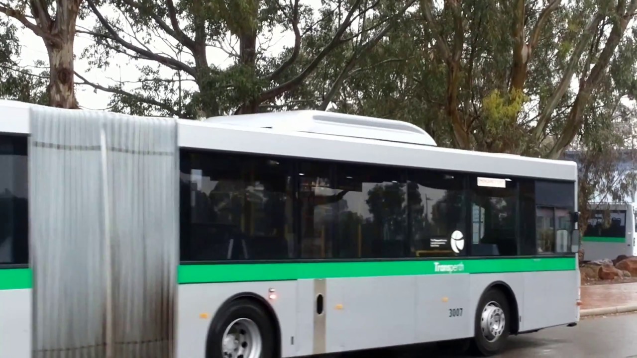 Transperth Volvo B12BLEA (Volgren CR228L) TP3007 Moves To Stop 13189 ...