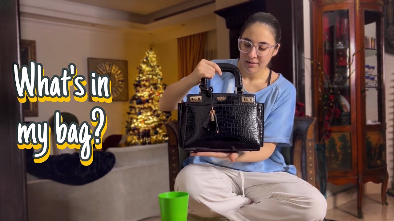 what’s in my everyday bag? - YouTube
