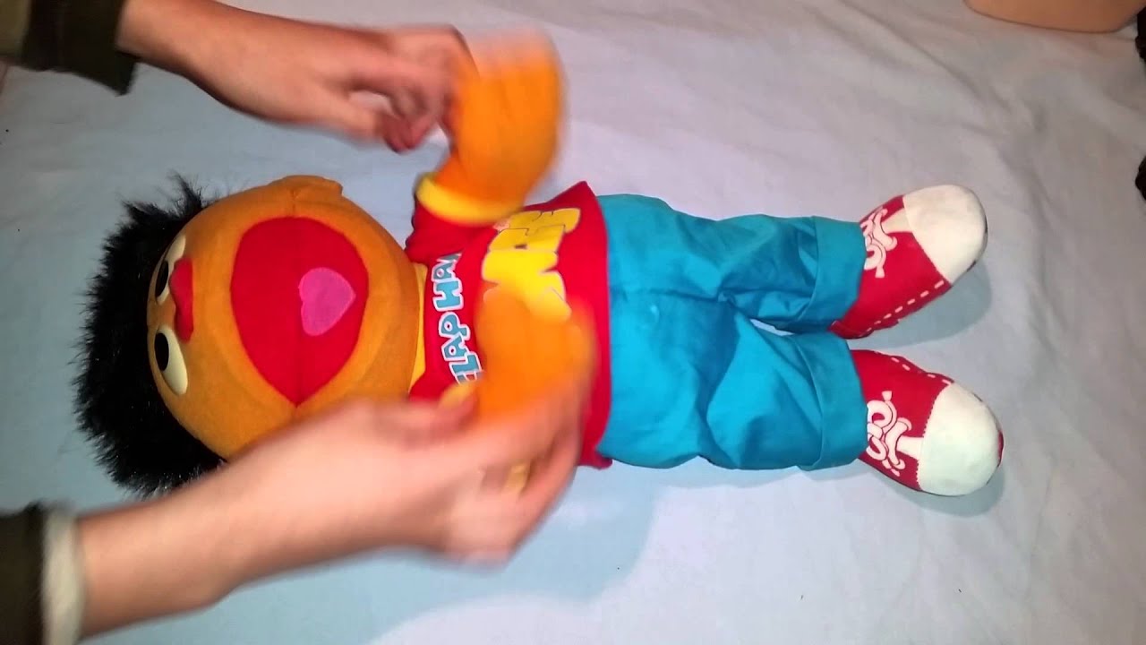 Erie clap hands if your happy sesame street - YouTube