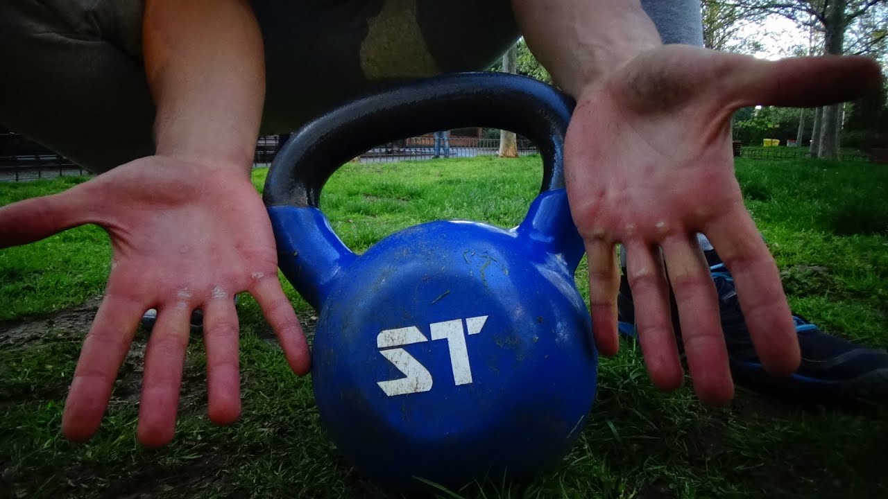 Manejo pesa rusas/kettlebell (20kg) - YouTube