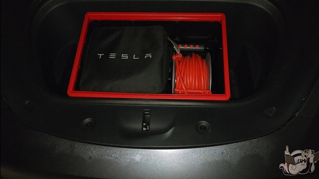 2022 Long Range Tesla Model Y Front Trunk Frunk Emergency Supplies and ...