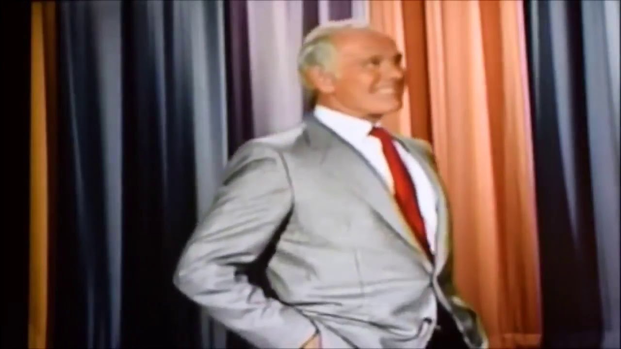 Even Johnny Carson knew 40 years ago Trump is a JOKE - YouTube