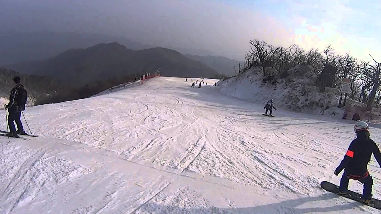 Muju Ski resort - Minuet slope - YouTube
