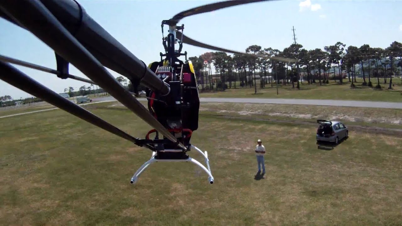 Rave ENV Electric Heli flight at the park - YouTube