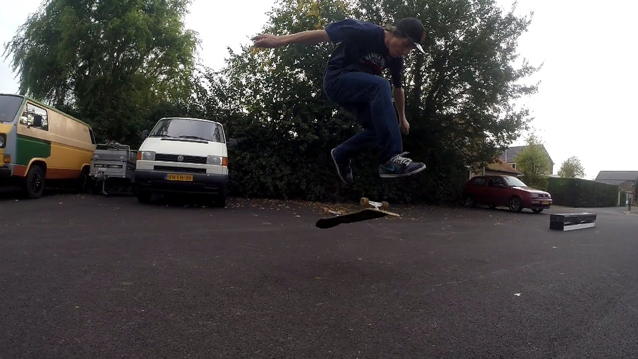 Darkslide, Skate lines, Kickflip Noseslide! - YouTube