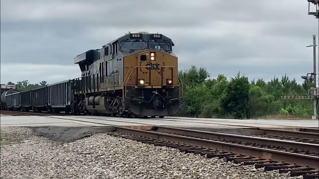 CSX M410 NB Manifest Train with end Train DPU Alright - YouTube