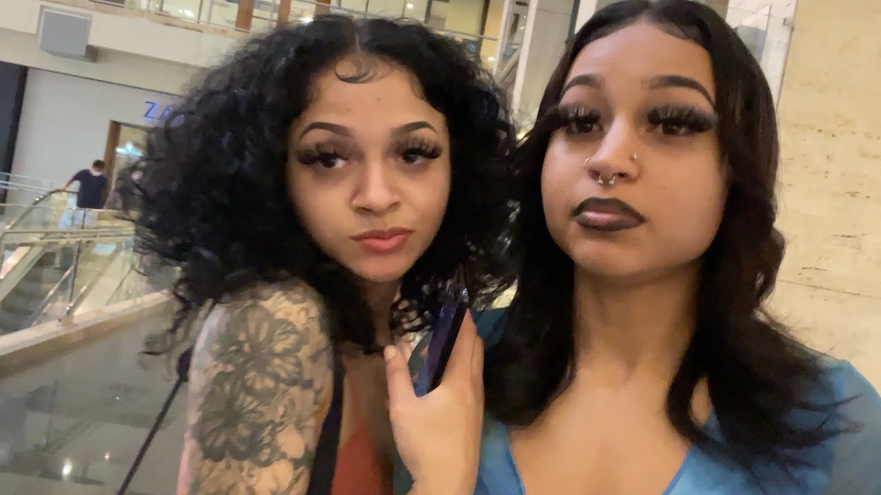 2 BADDIES WANTED TO COME HOME WITH ME 😍😌 - YouTube