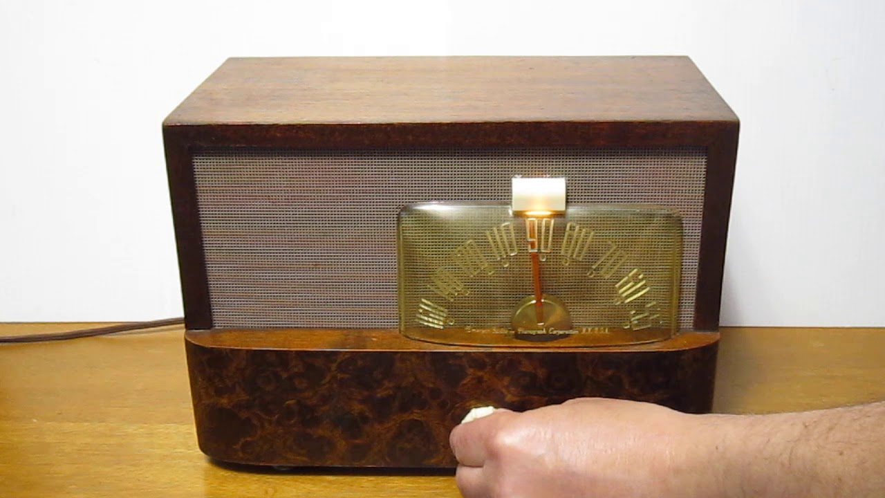 Emerson 541 Radio (1947/48) - YouTube