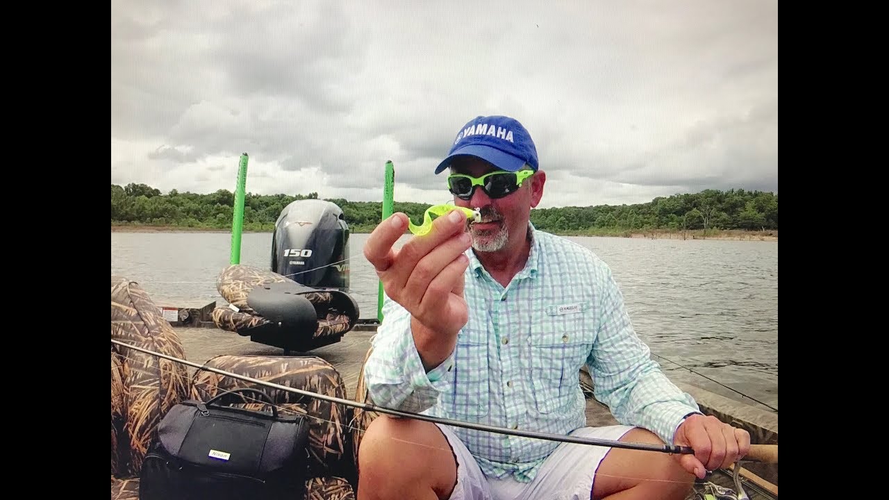 New GoGo Runner Catches Fish Like Crazy - YouTube