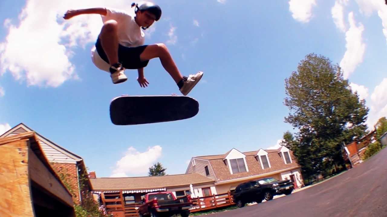 6000 FPS Skaing - YouTube