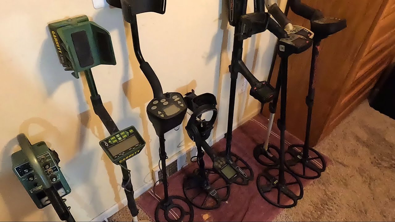 My Metal Detecting Gear 2023 - YouTube
