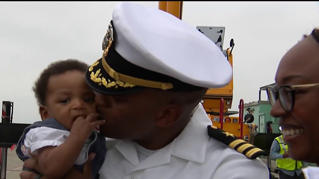 Military families reunite as Navy sailors return to San Diego from 9 ...