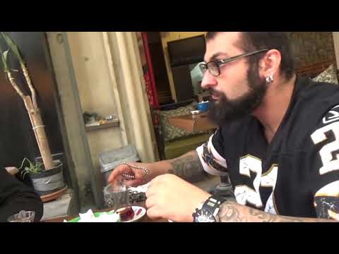 Beğenmiyorsan çe siktir olup gitti demi olum kandırma kendini