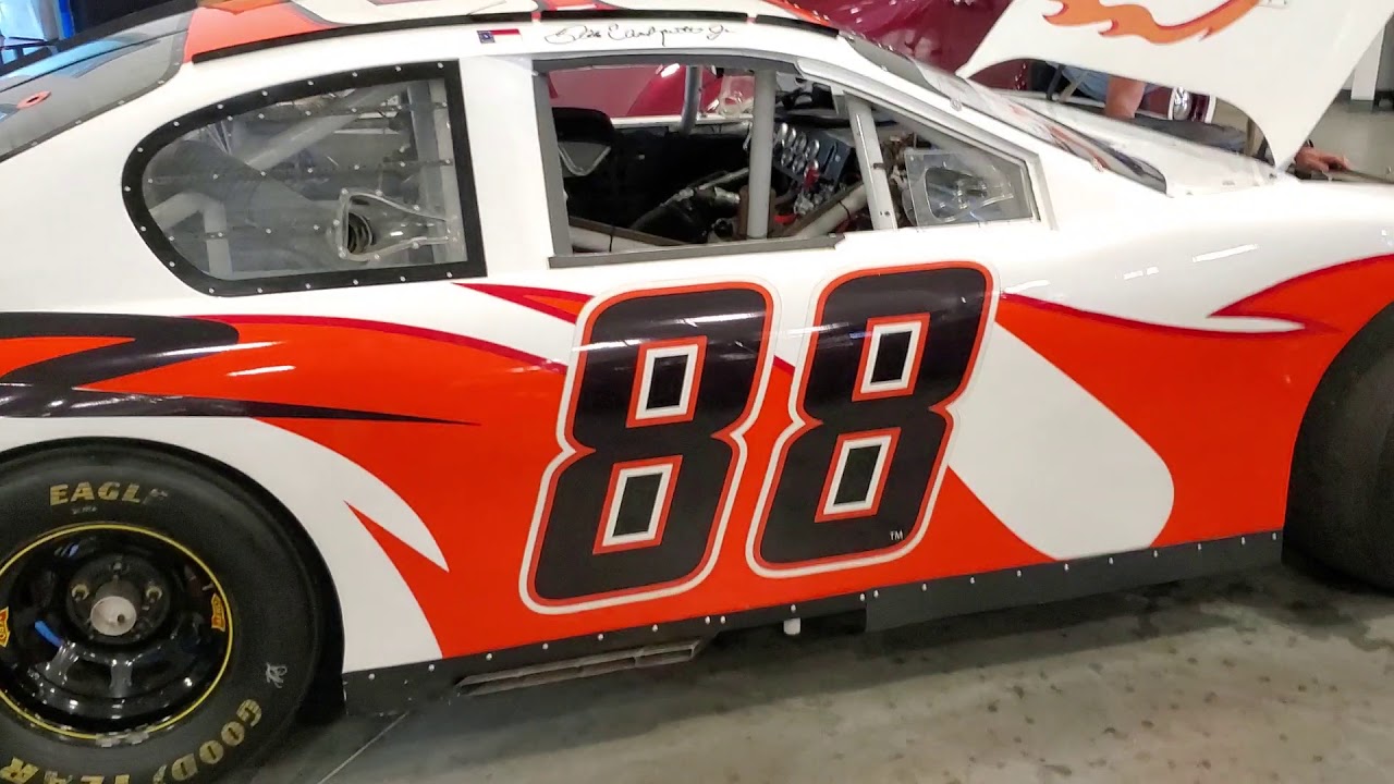 Nascar revving - YouTube