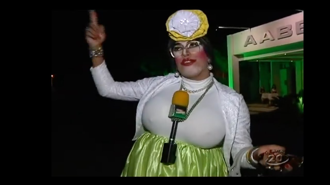 Festa do Karoba - Noite Plunct Plact Zum - 1º Bloco - YouTube