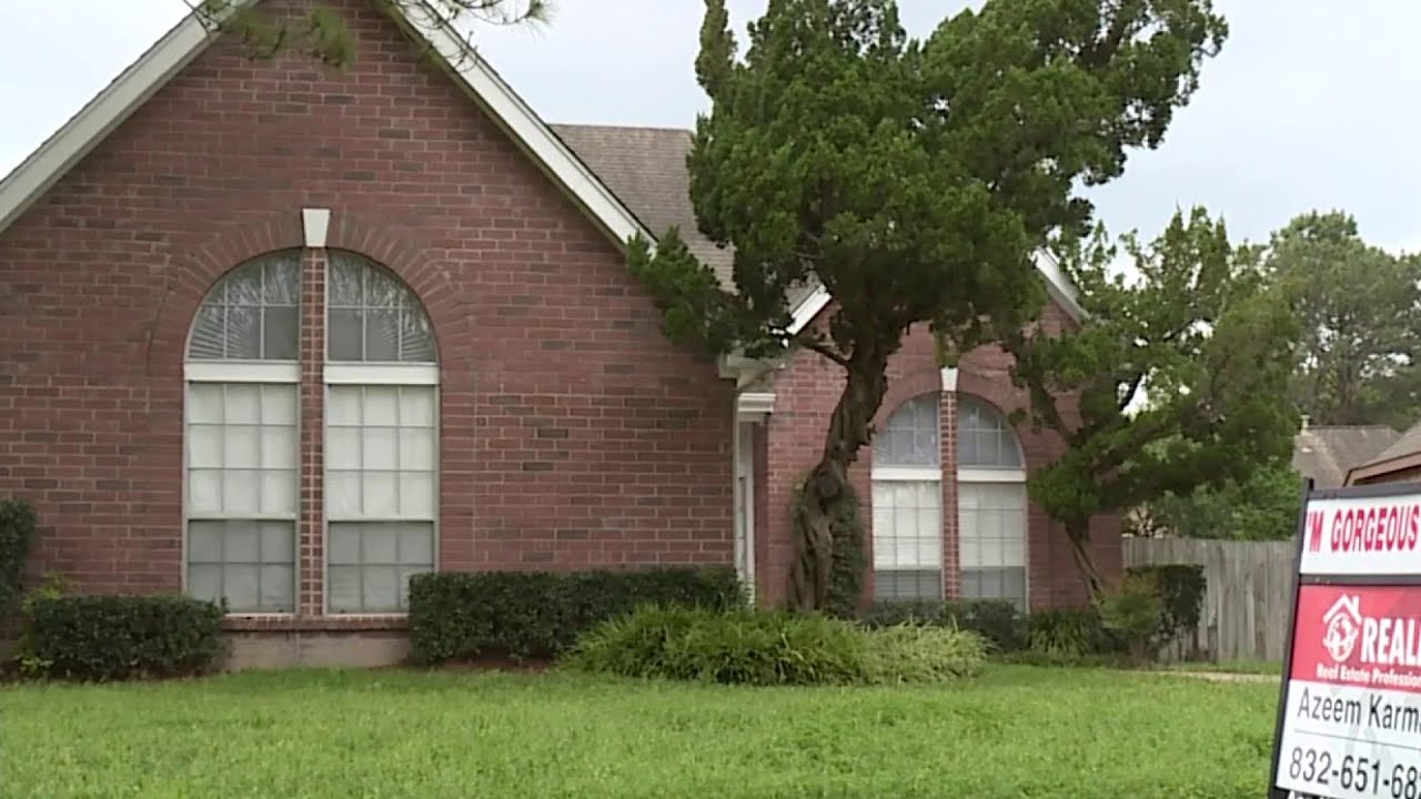 What to know about the spring housing market - YouTube