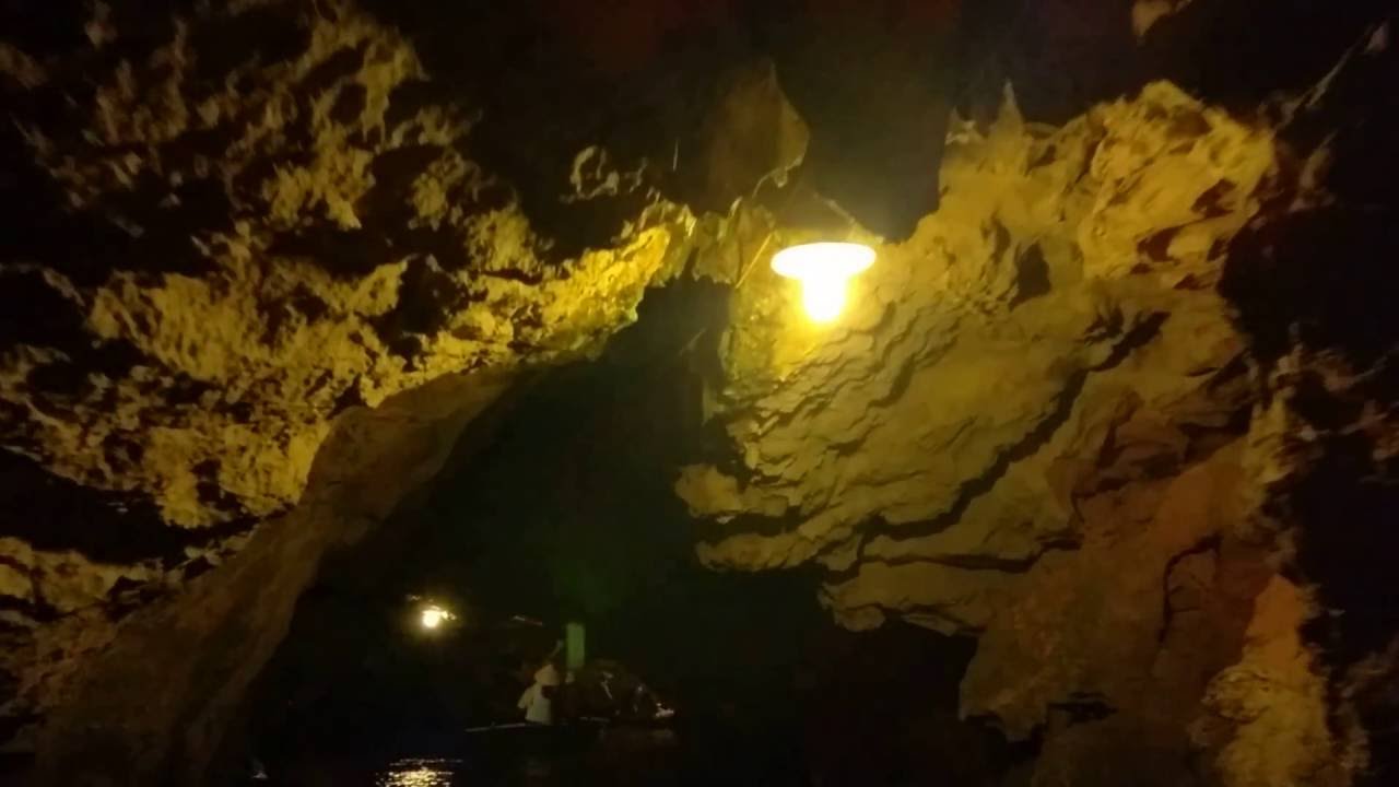 Inside caves of Trang An complex, Ninh Binh - YouTube