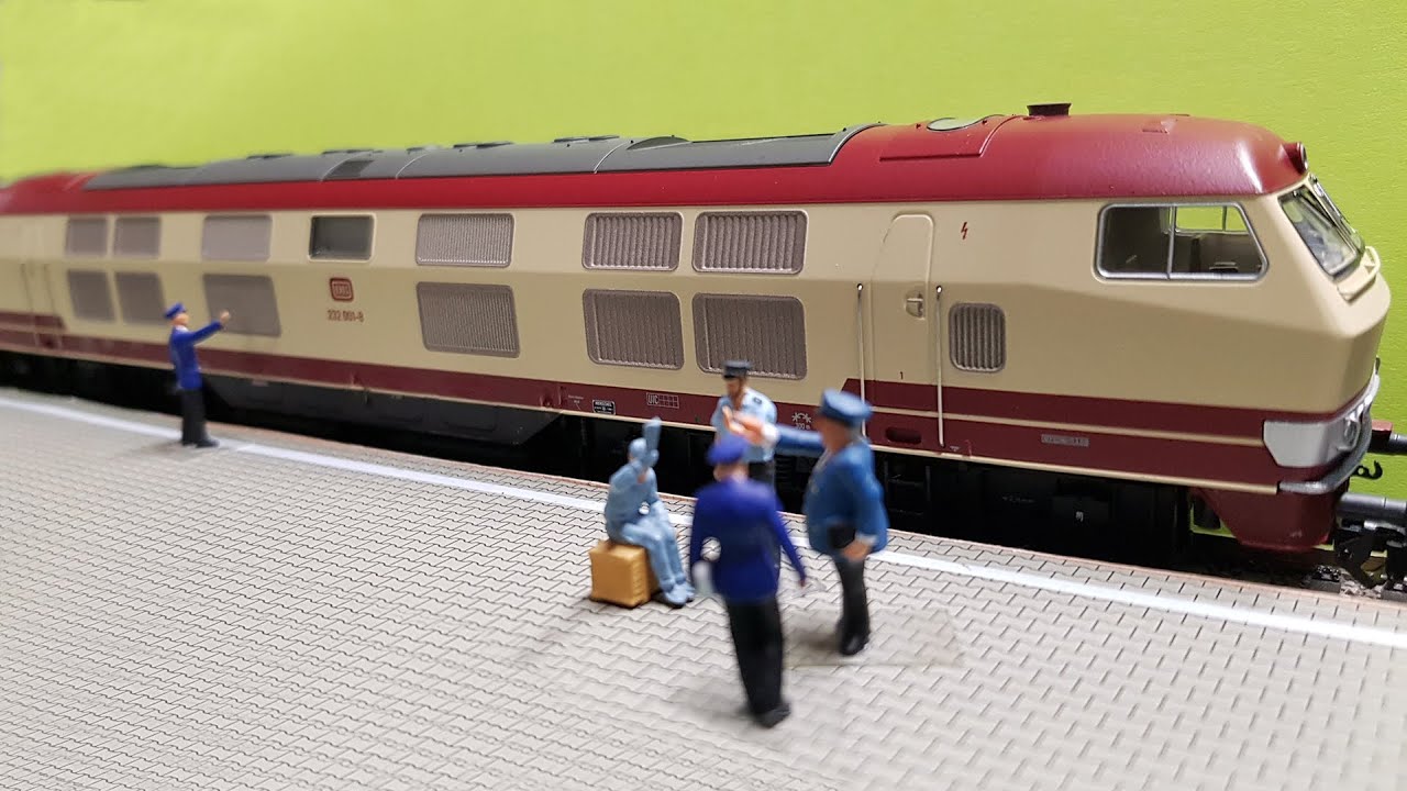 Modellbahn H0 Diesel BR 232 001-8 [Trix 25322] oder E-Lok E 103 243-2 ...