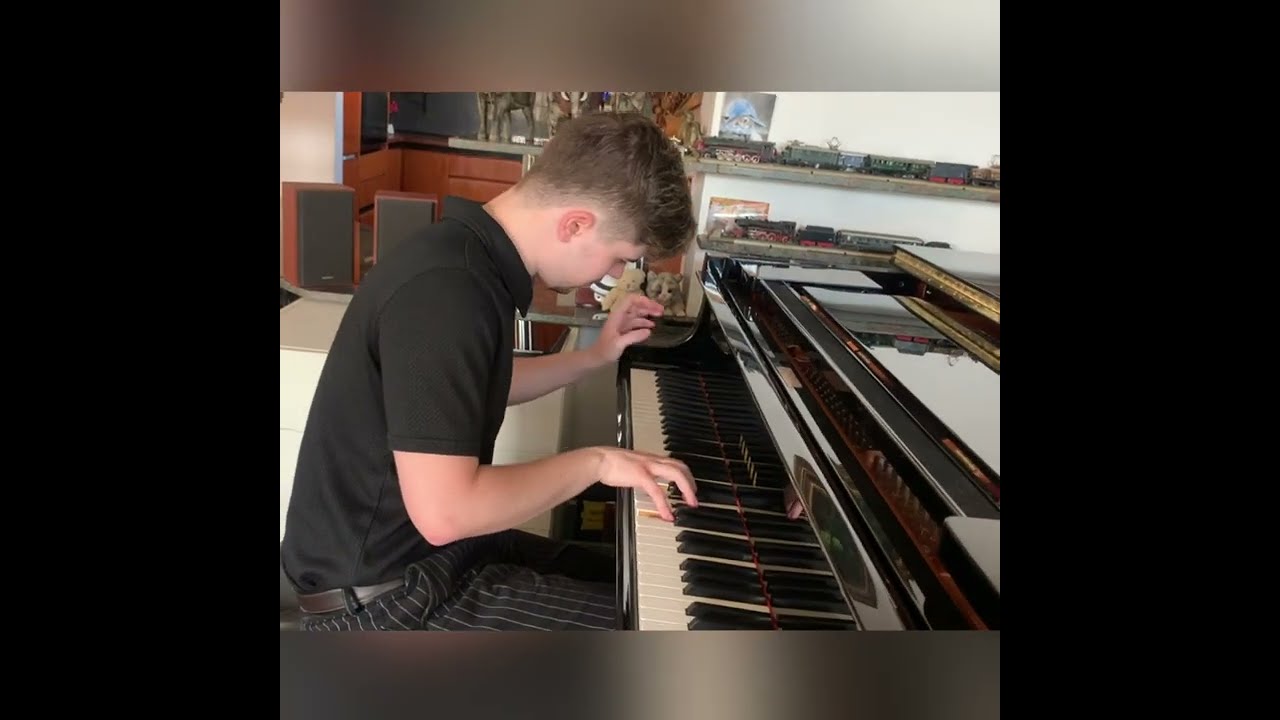 Classical Hit New York, New York - Michael Andreas own version - YouTube