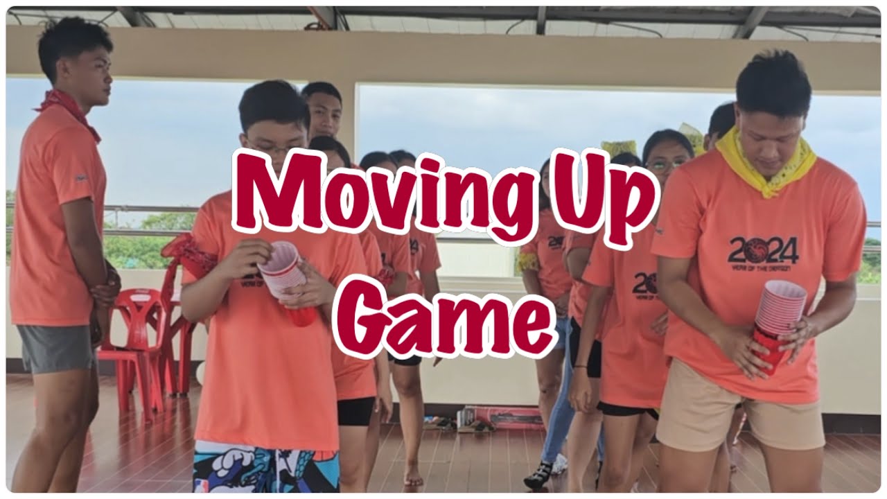 Christmas Games: Moving Up Game - YouTube