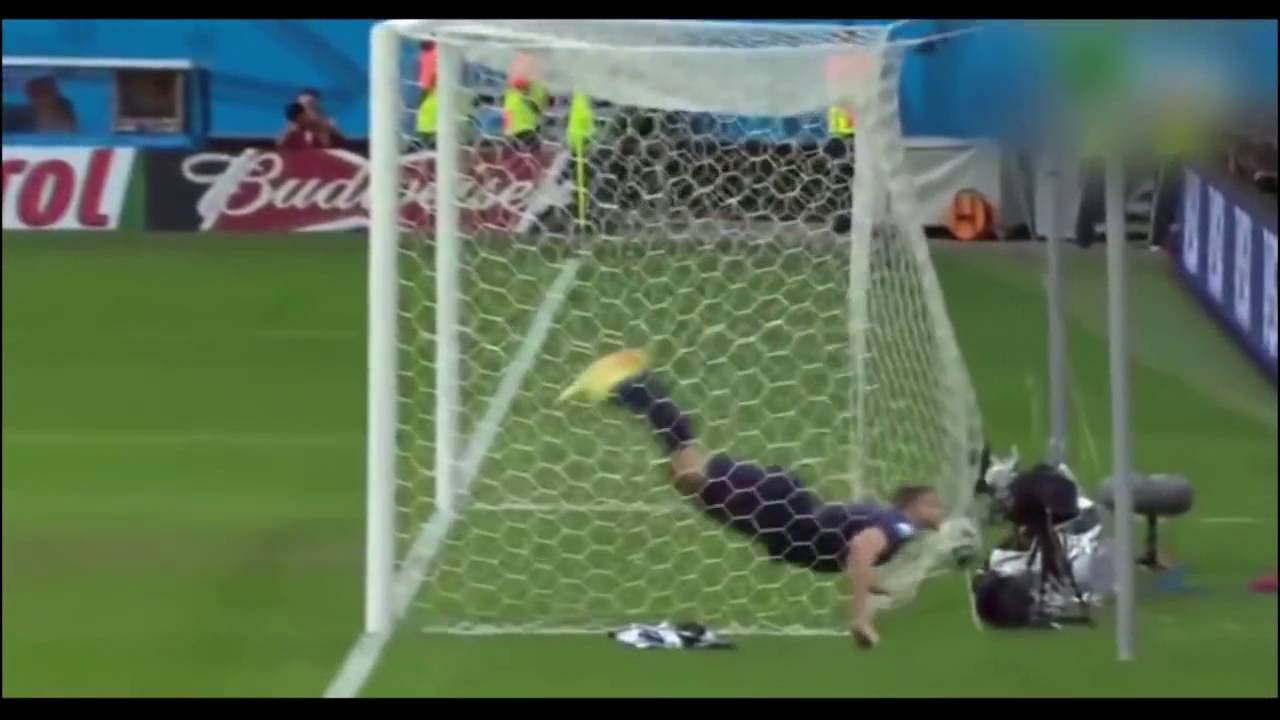 Epic Montage -FootBall ! - YouTube
