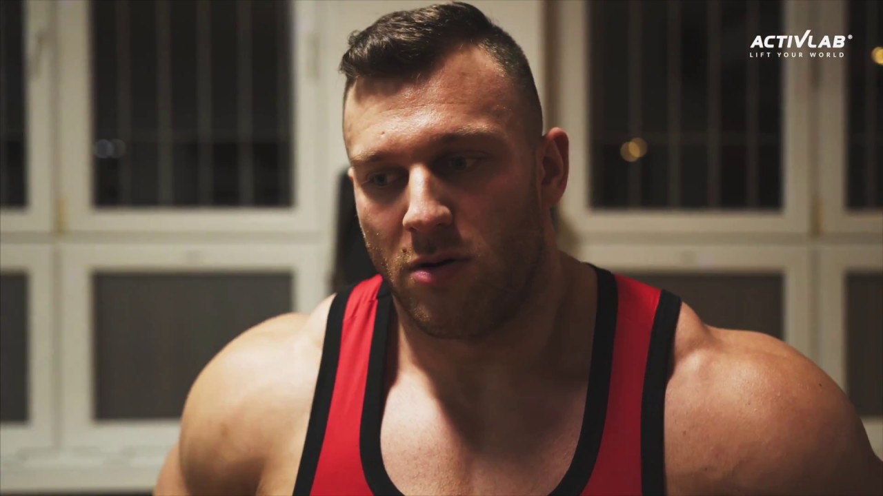 Emil Kaleński VLOG#7 - trening barków - YouTube