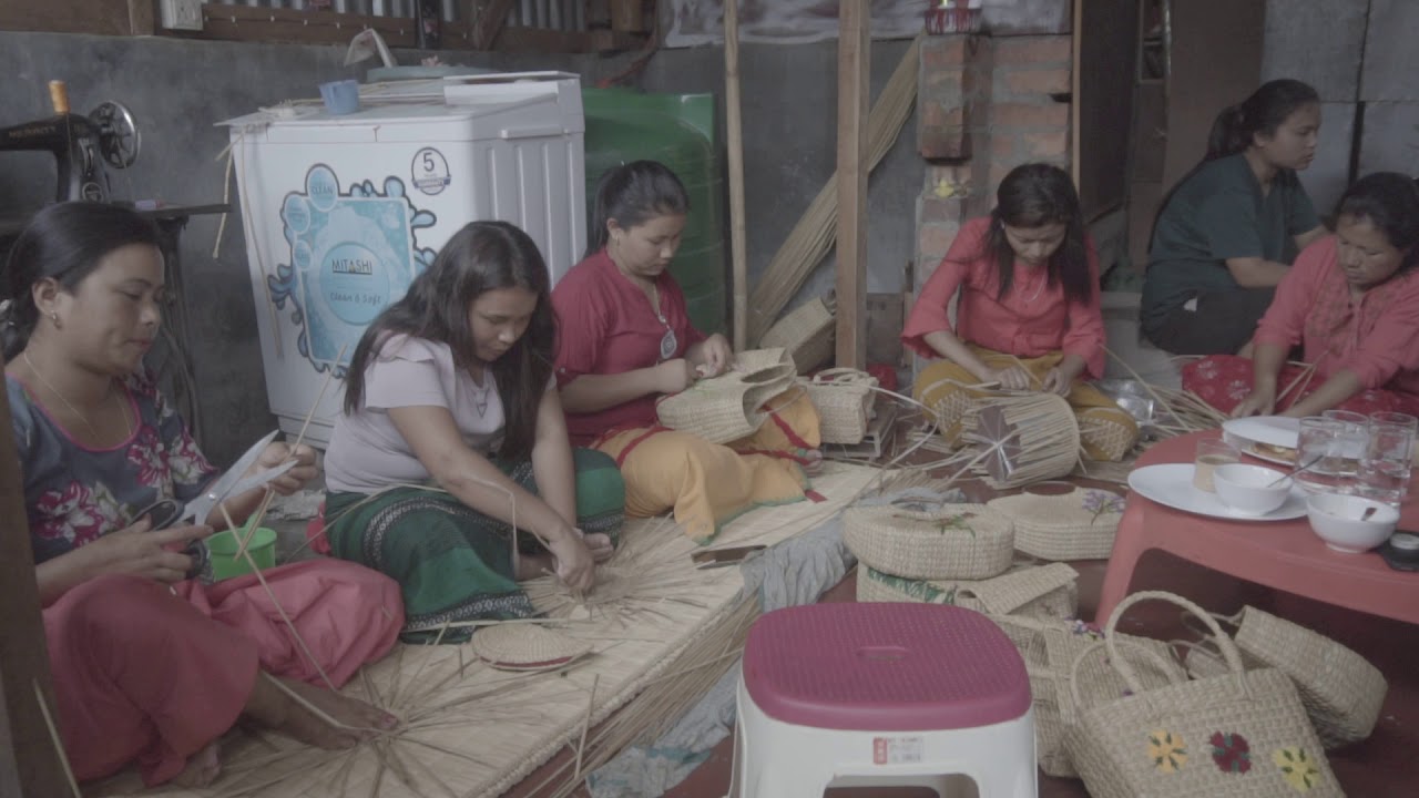 Kauna Grass Craft in Manipur: Process - YouTube