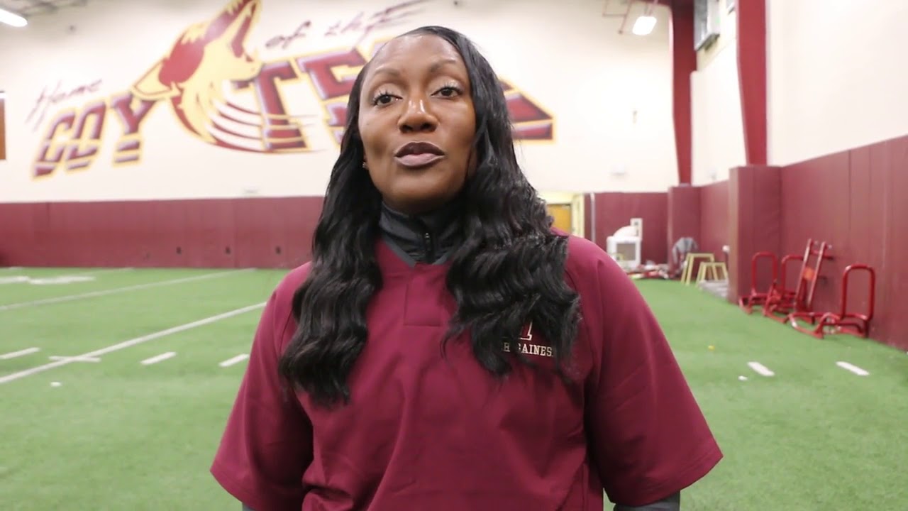 Coach Chryste Gaines On Recruiting For Juniors - YouTube