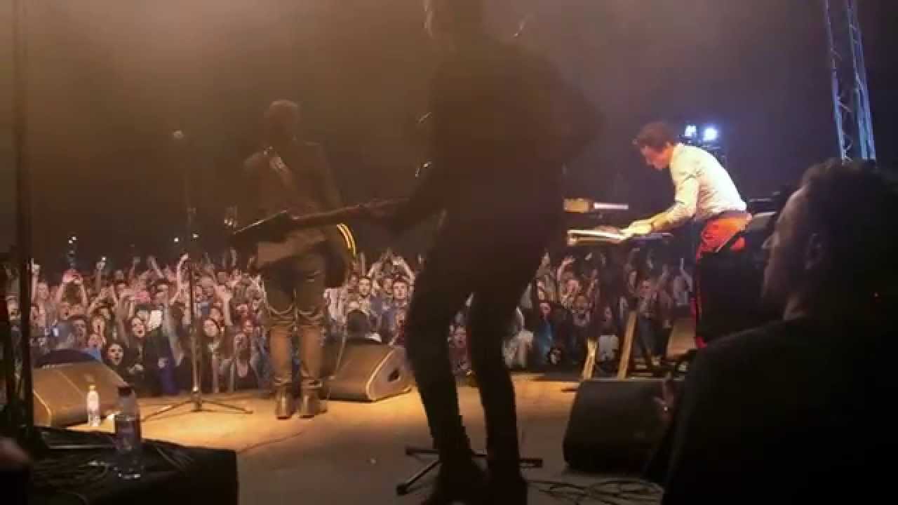 DISPARUE BONUS DVD "A propos de la musique" - YouTube
