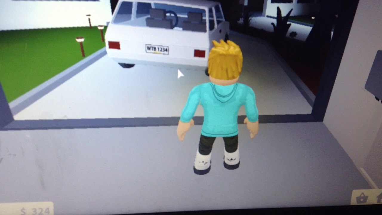 First roblox blockburg(more coming soon) - YouTube