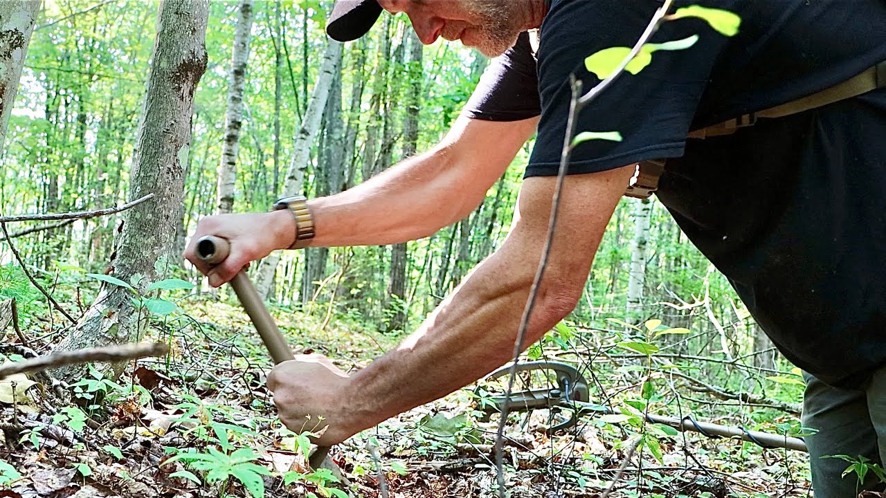 Digging up old coins in a spot others missed metal detecting - YouTube