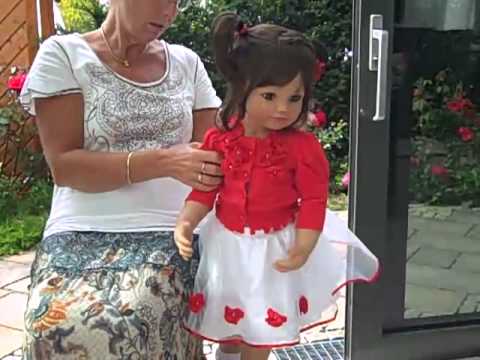Masterpiecedolls Debbie brunette by Monika Peter-Leicht - YouTube