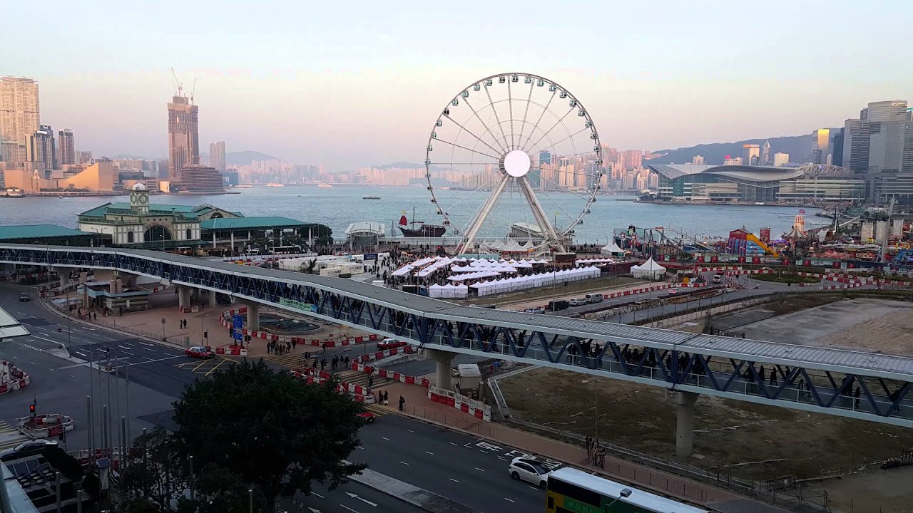 Hong Kong Harbour from IFC Mall roof - YouTube