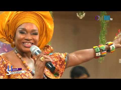 OM TV :  LA DIVA OUMOU SANGARE EN EXCLUSIVITE DANS L'EMISSION HAUT STANDING