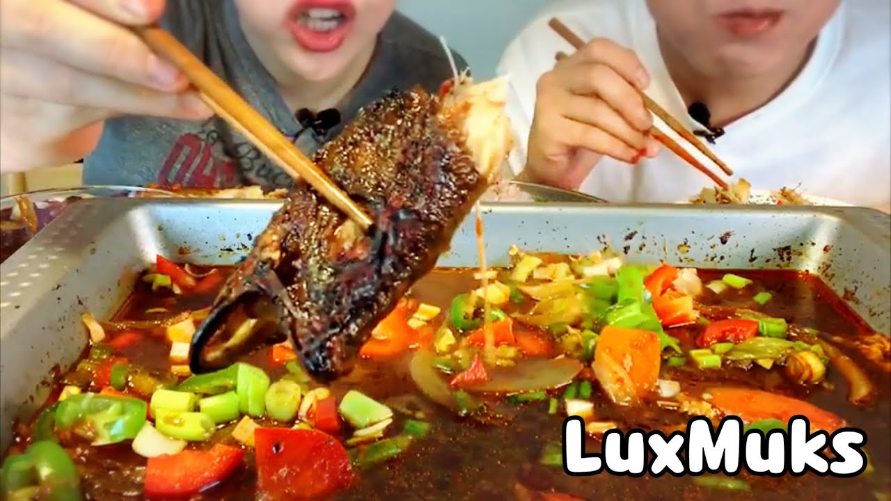 GRILLED POLLACK WITH KELP - LuxMuks 남매먹방 [KODARI 코다리] - YouTube