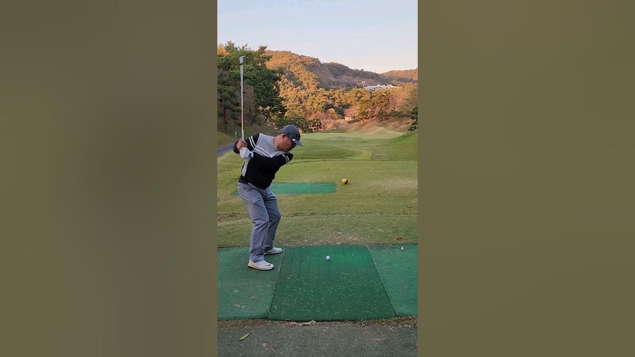 국민거리 딱150미터 ㅋ아이언샷은 방향성이야 ㅎ 골프존 골프 스크린골프 골프레슨 필드골프 퍼터 필드레슨 골프장 필드 퍼팅 Youtube